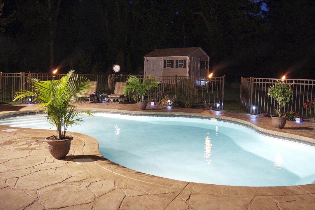 Quelle forme de bassin choisir pour ma piscine ? | Constructeur-Piscine.net